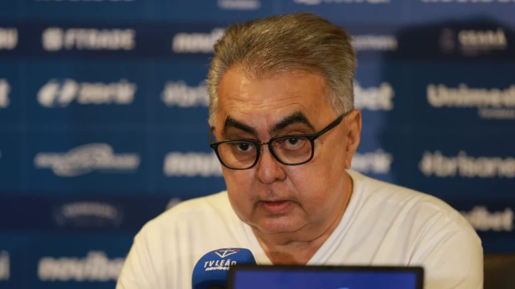 Após deixar o Fortaleza, Papellin chega ao Remo e promete demissão em ...